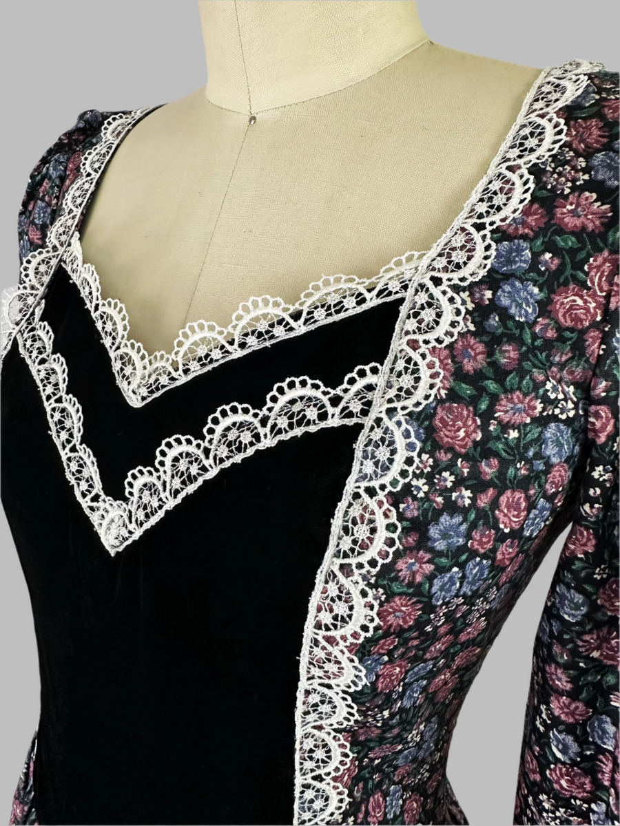 1980s Gunne Sax Velvet & Floral Midi Dress – Dearly Vintage
